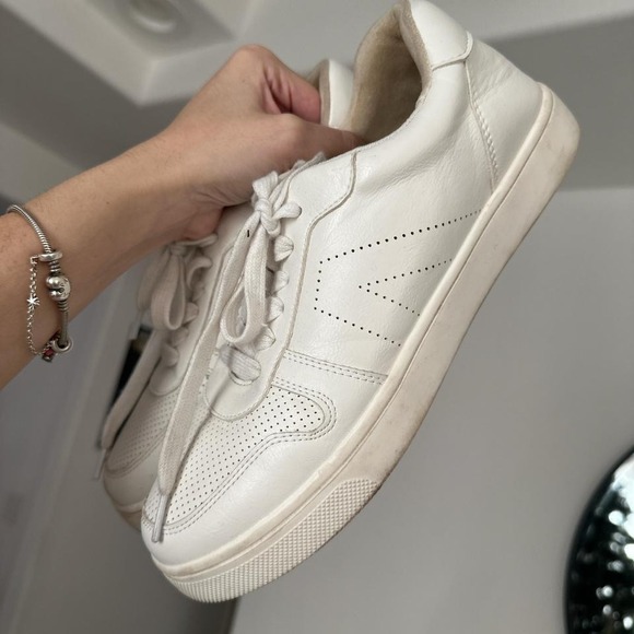 MIA | Shoes | Mia Krew Womens White Sneakers | Poshmark